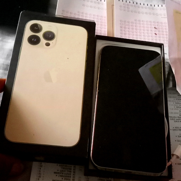 Apple | Cell Phones & Accessories | Iphone 3 Pro Max 256 Gb Xfinity ...